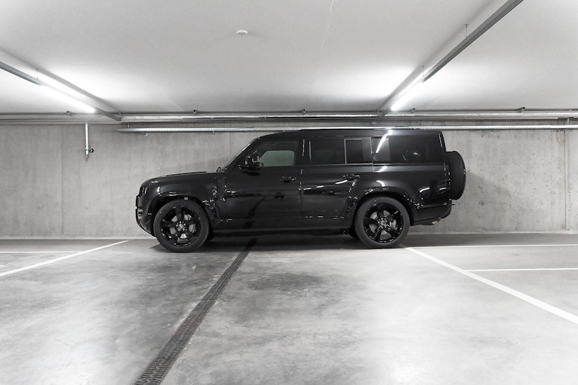 LAND ROVER Defender 130 3.0 D I6 X-Dynamic SE: Jetzt Probefahrt buchen!